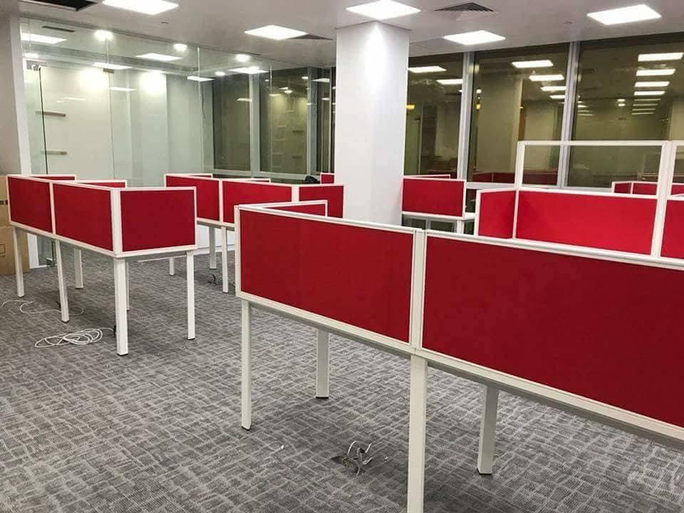 LINEAR WORKSTATION - TUBULAR OFFICE PARTITIONS, Furniture & Home Living ...