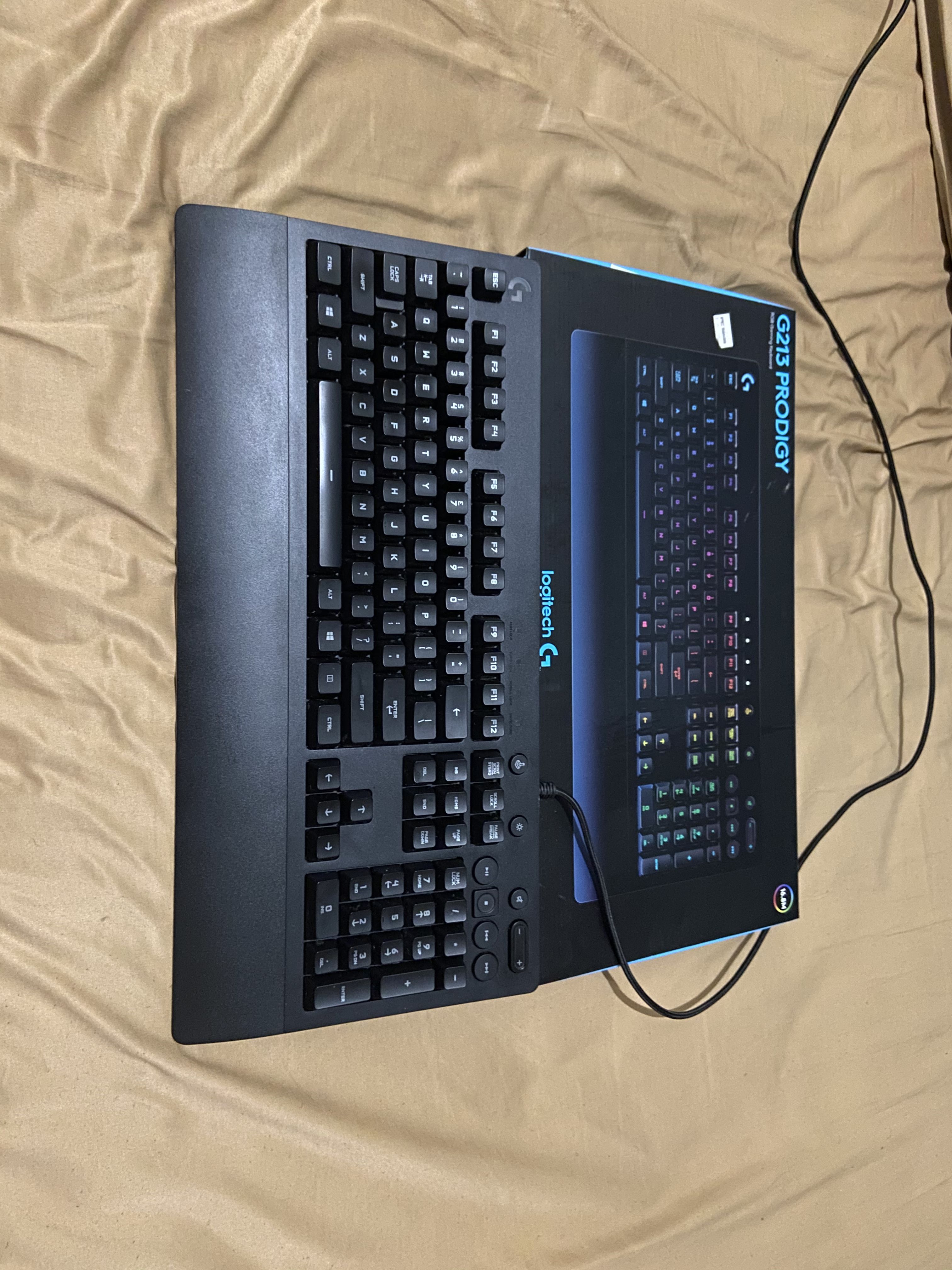 Logitech G213 prodigy keyboard and Logitech G300s mouse, Computers ...