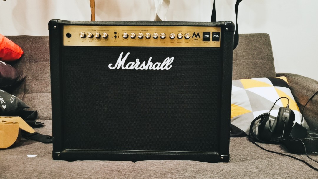 Marshall Amplifier, Hobbies & Toys, Music & Media, Musical Instruments ...