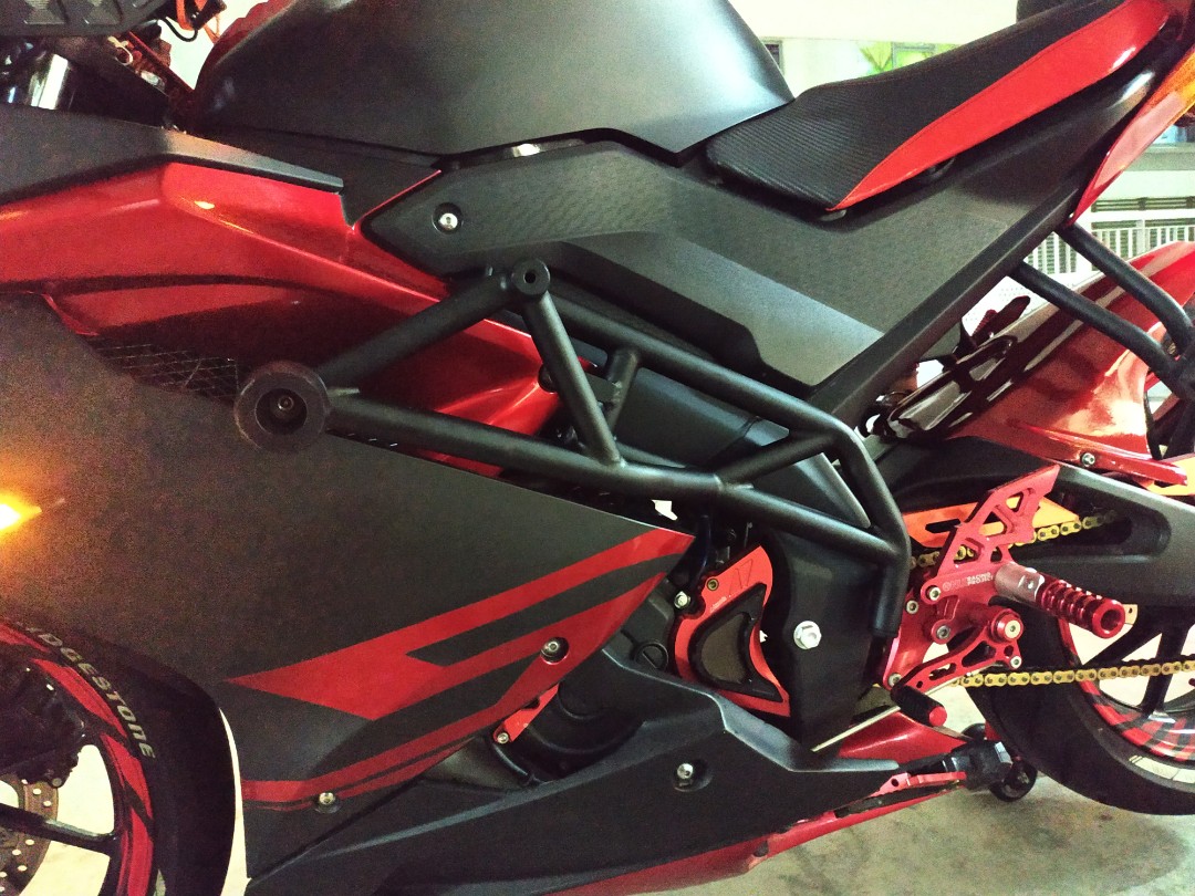 [R15 V3] Crash Bar R15 V3, Motorcycles, Motorcycle Accessories on Carousell