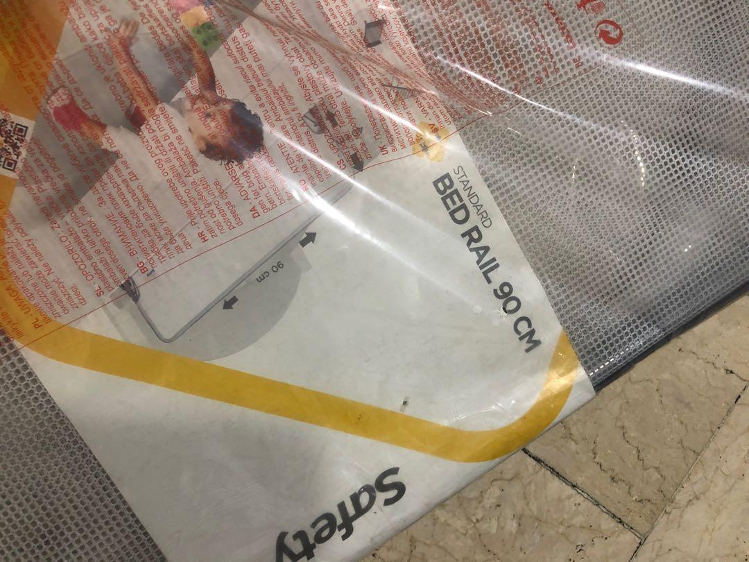 Safety 1st Bed Rail 90cm, Babies & Kids, Baby Nursery & Kids Furniture ...