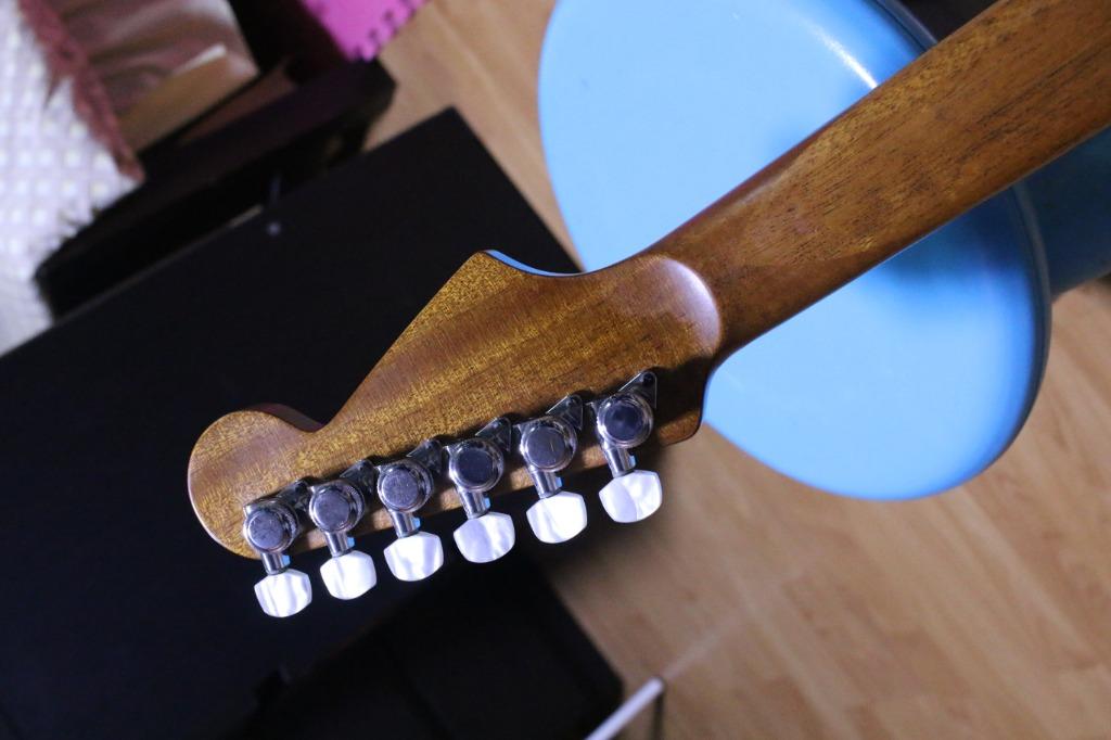 Warmoth Reversed Strat Headstock Neck Hobbies And Toys Music And Media