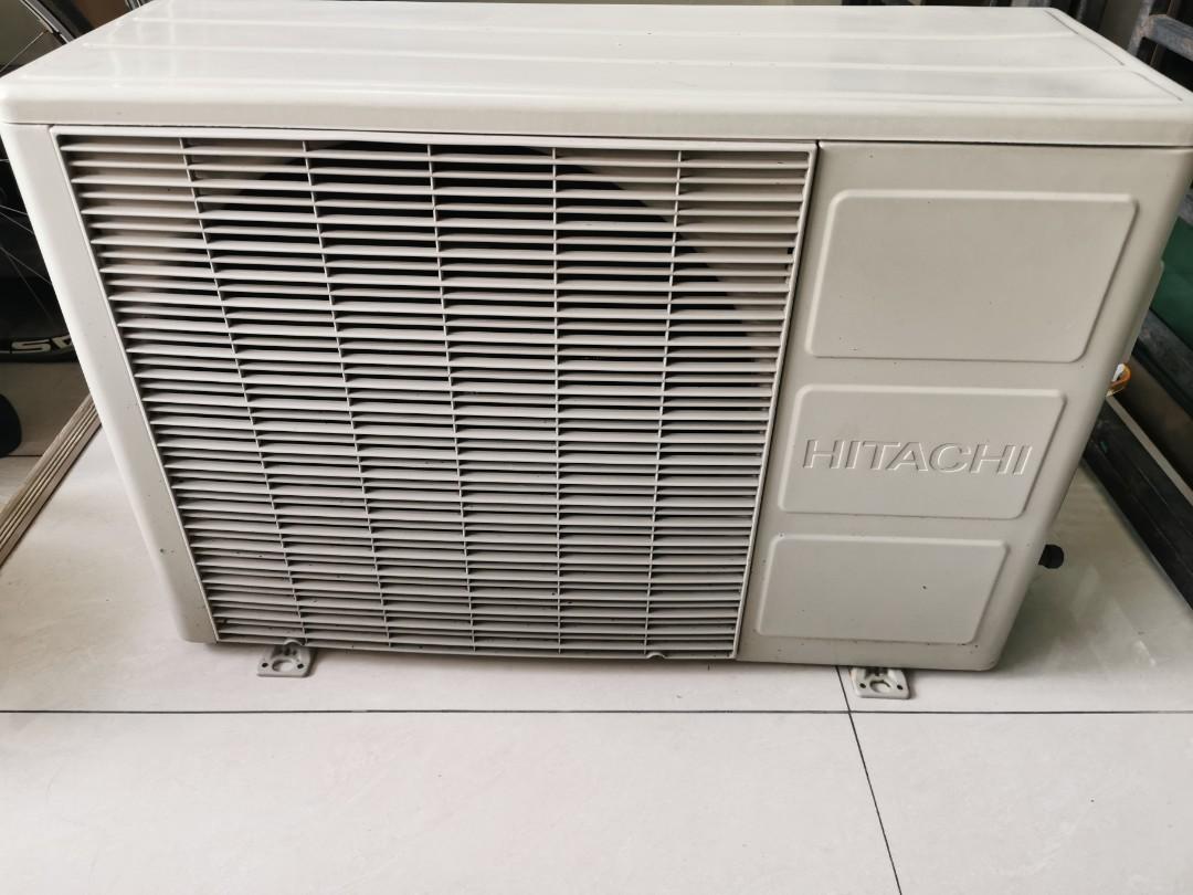 Hitachi single split aircon 9200 btu, non inverter, 2 years old, TV ...