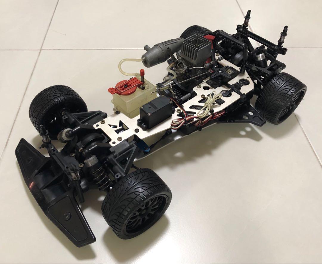 Kyosho Super Ten 1/10 scale RC .10 Nitro Car, Hobbies & Toys, Toys ...