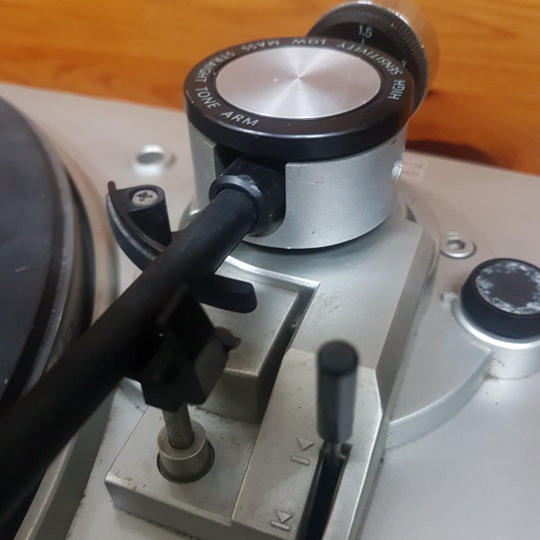 ONKYO Auto-Return Turntable (CP-1000A), Audio, Portable Music Players ...