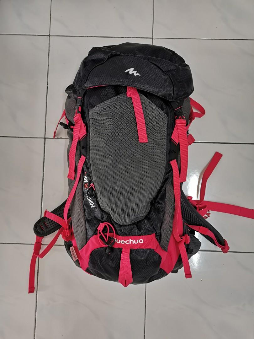(negotiable) Quechua Hiking Backpack 30L, Men's Fashion, Activewear on ...