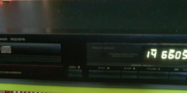 ROTEL RCD -975 CD Player, Audio, Portable Music Players on Carousell