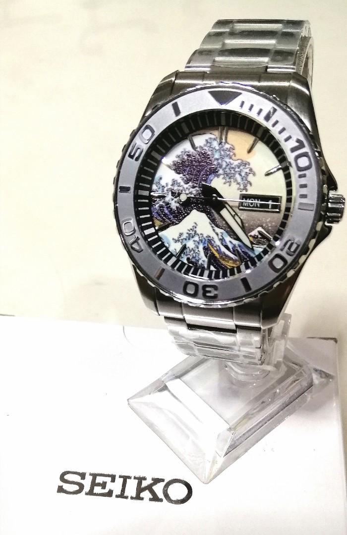 Seiko Kanagawa Great wave Custom watch Let the light shine, 名牌精品, 精品手錶在旋轉拍賣