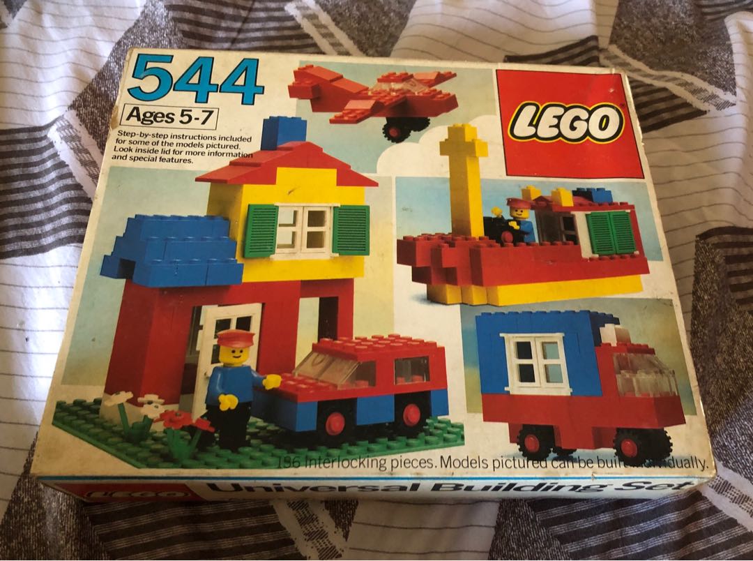 Vintage Lego Universal Building Set 1982, Hobbies & Toys, Toys & Games ...