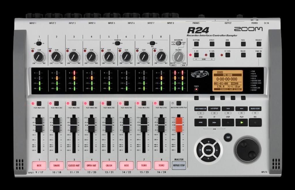 Zoom r24 Recorder Interface Controller Sampler, Hobbies & Toys, Music ...