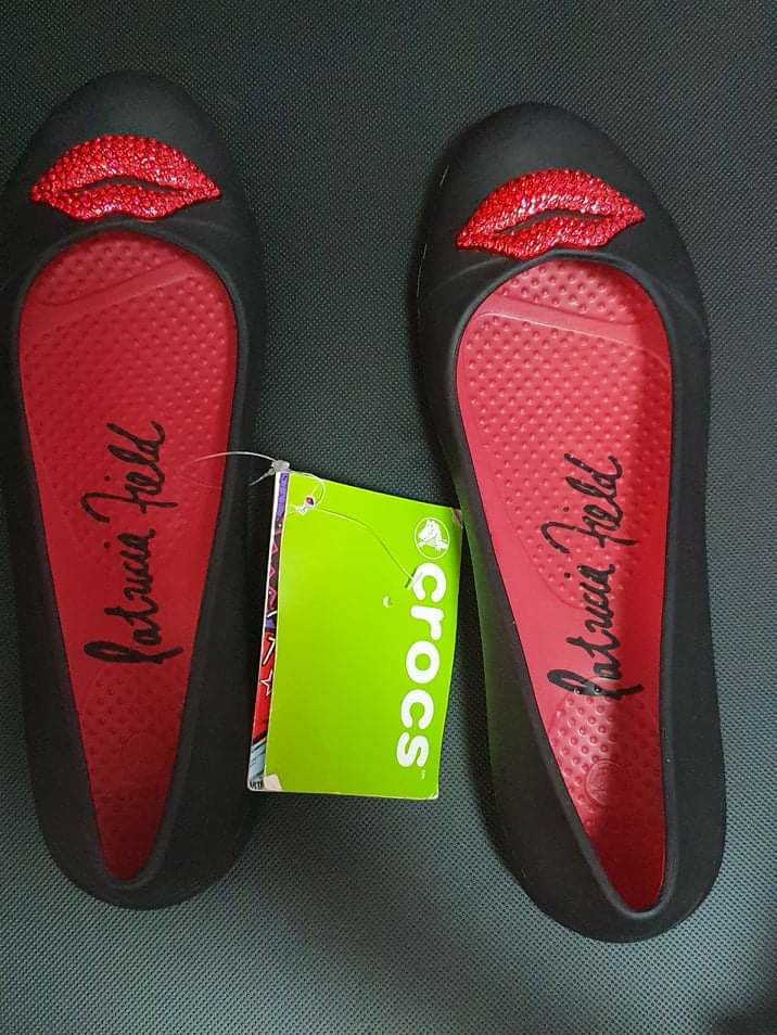 Crocs Doll Shoes, Women's Fashion, Footwear, Flats & Sandals on Carousell