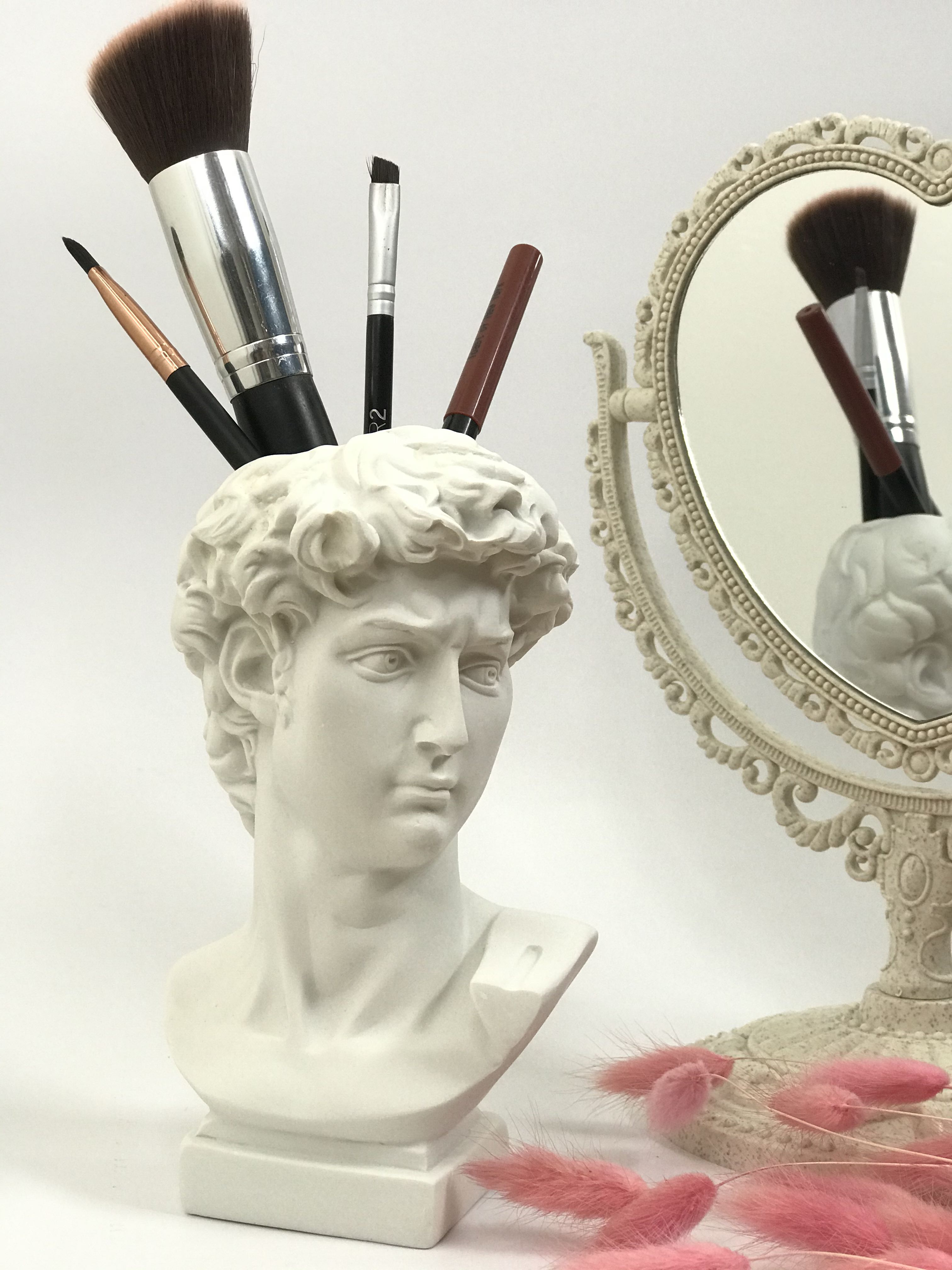 David Sculpture Vase, Furniture & Home Living, Home Improvement ...