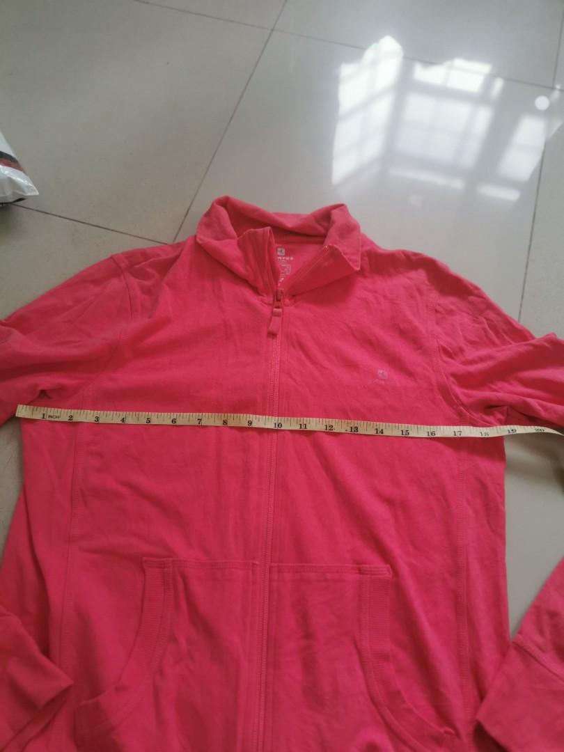 Domyos jacket, Women's Fashion, Activewear on Carousell