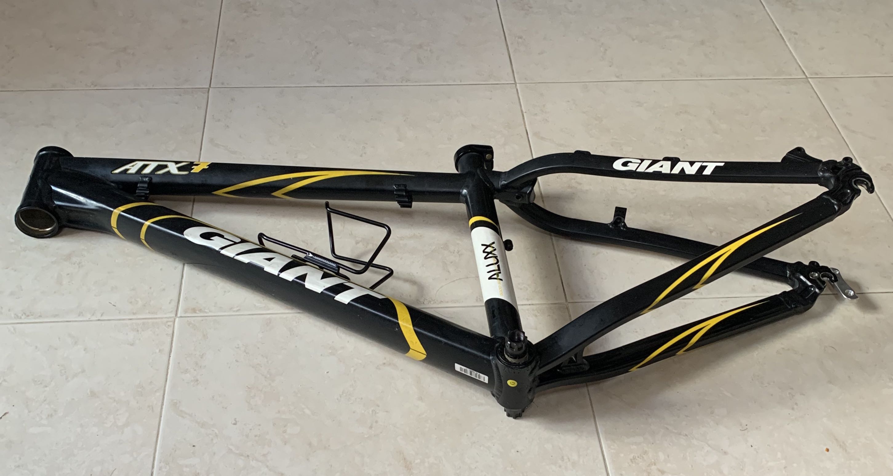 Giant ATX7 Frame, Bicycles & PMDs, Bicycles, Mountain Bikes on Carousell