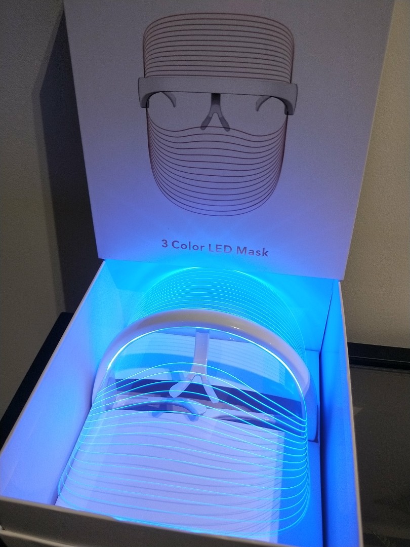 Korea 3 tone Led face shield beauty mask, Health & Nutrition, Face ...