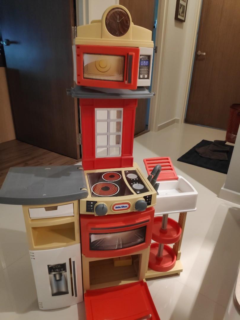 Little Tikes Kitchen Set, Babies & Kids, Baby Nursery & Kids Furniture ...