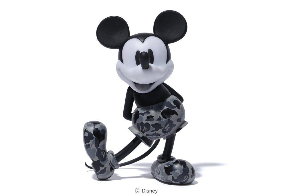 Medicom Toy VCD BAPE Mickey Mouse Monotone Ver. Disney Bape Bathing Ape ...