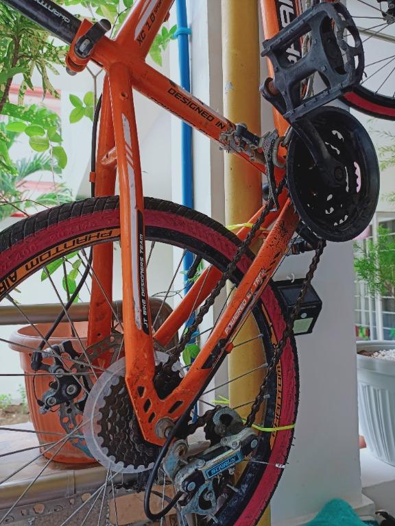 Phantom Bike with bike stand, Sports Equipment, Bicycles & Parts ...