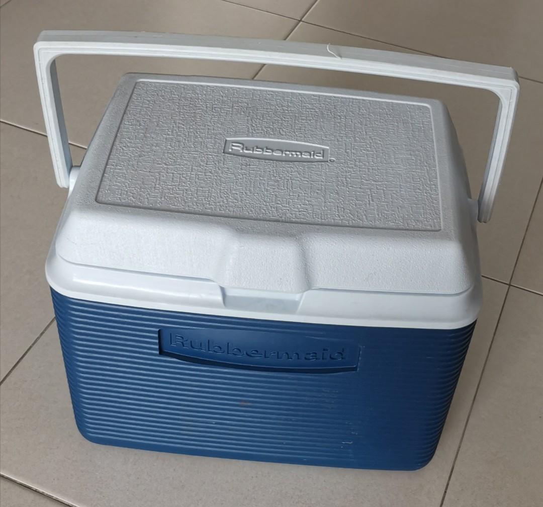 Rubbermaid Cooler Box 24 Litres on Carousell