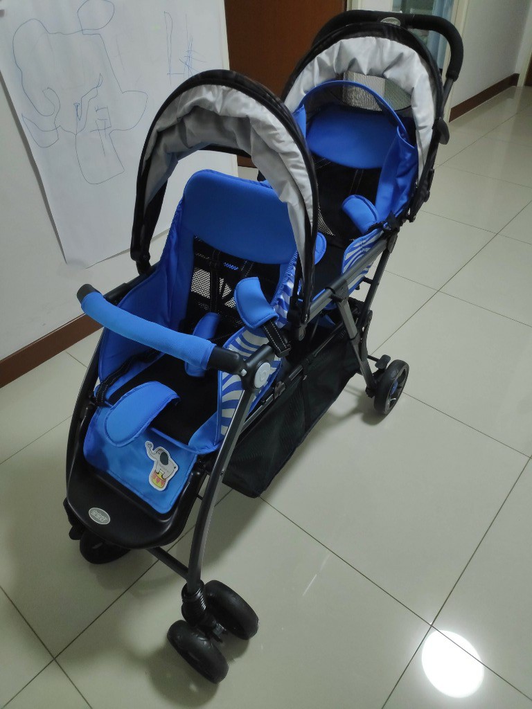 Stroller for 2 kids, Babies & Kids, Going Out, Strollers on Carousell