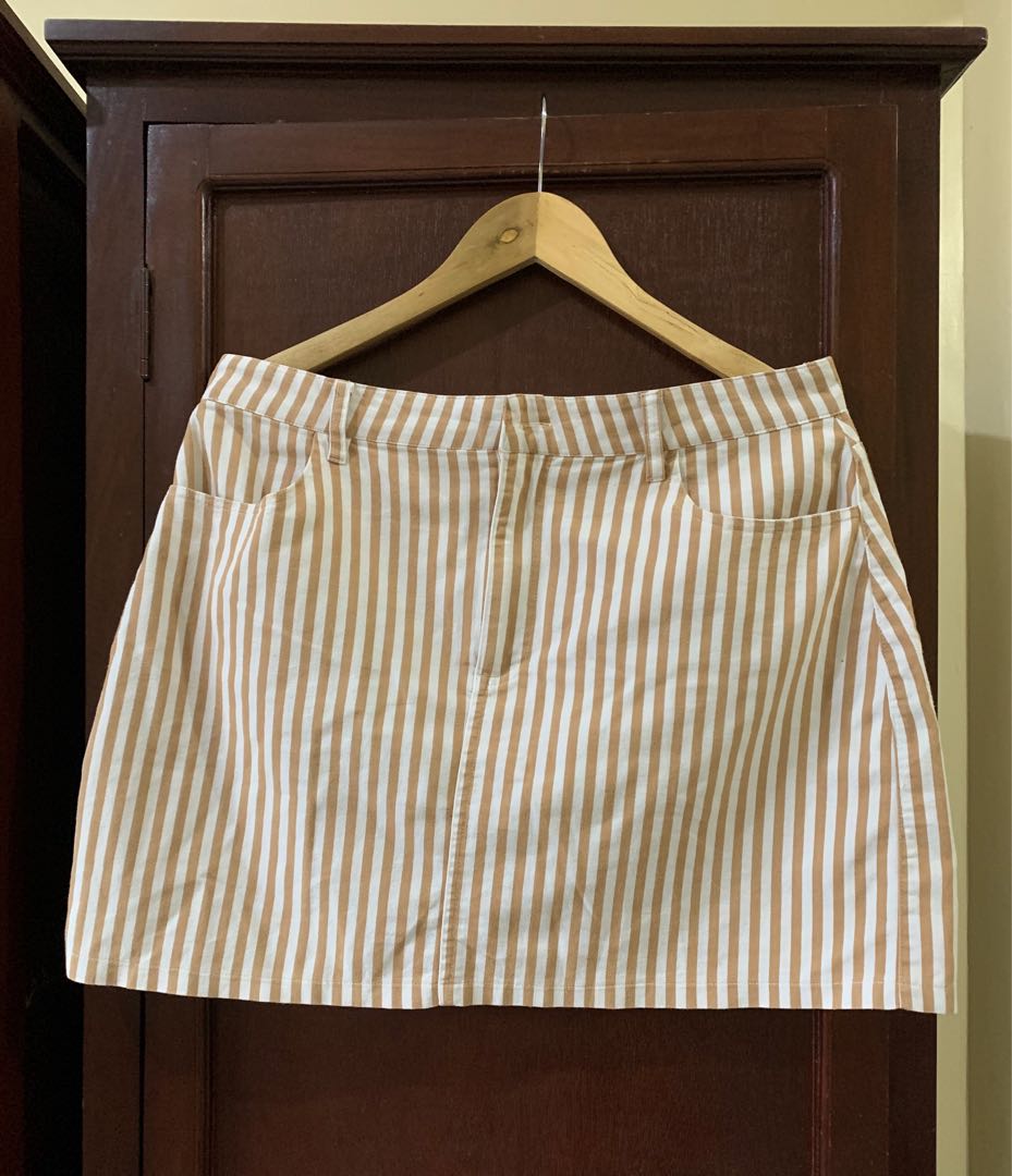 Tan/white stripped skirt, Women's Fashion, Bottoms, Skirts on Carousell