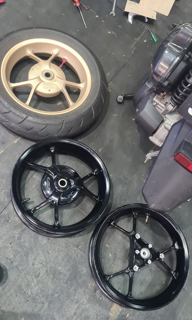 aerox change sport rim original black color, Motorcycles, Motorcycle ...