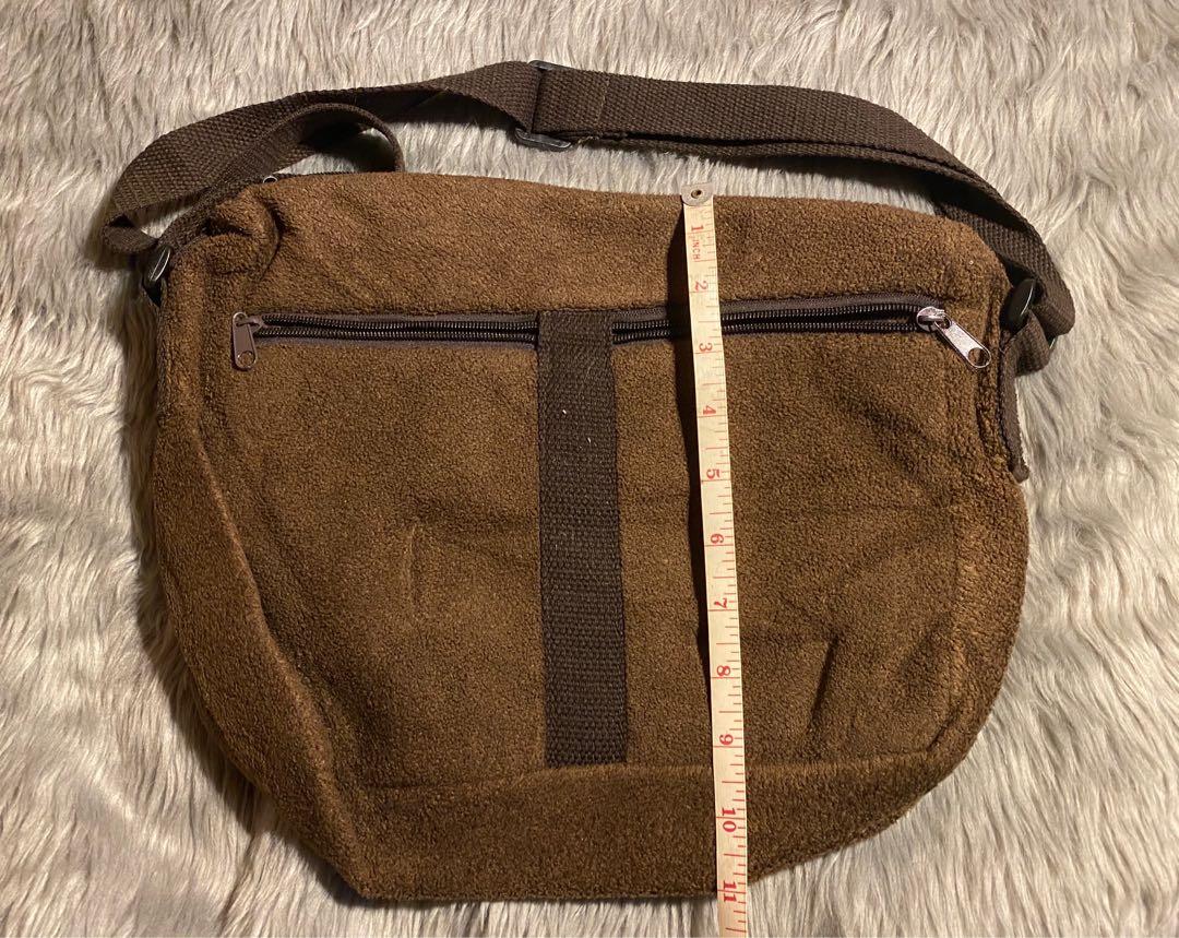 Domo Domo Messenger Bag, Women's Fashion, Bags & Wallets, Cross-body ...