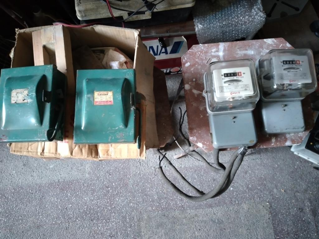 Ever sub meter and ever 30amps fuse box, Commercial & Industrial ...