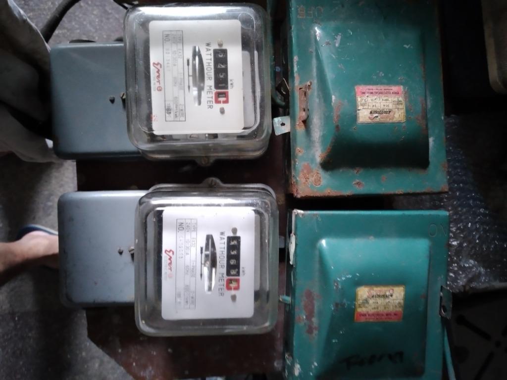 Ever sub meter and ever 30amps fuse box, Commercial & Industrial ...