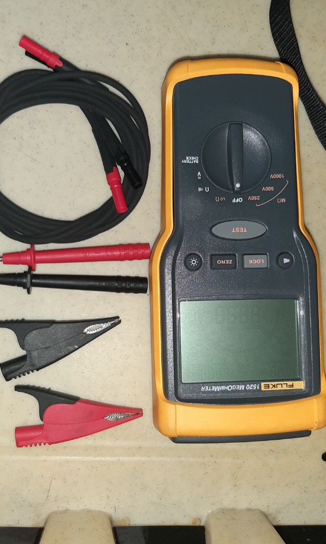 FLUKE INSULATION TESTER megaohmeter, Commercial & Industrial ...