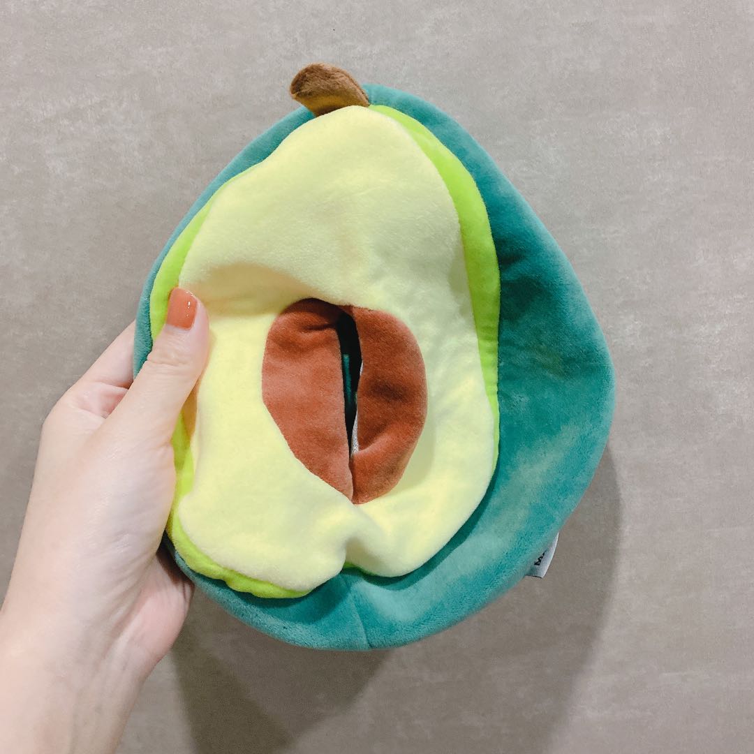 Miniso Avocado Tissue Box, Everything Else on Carousell