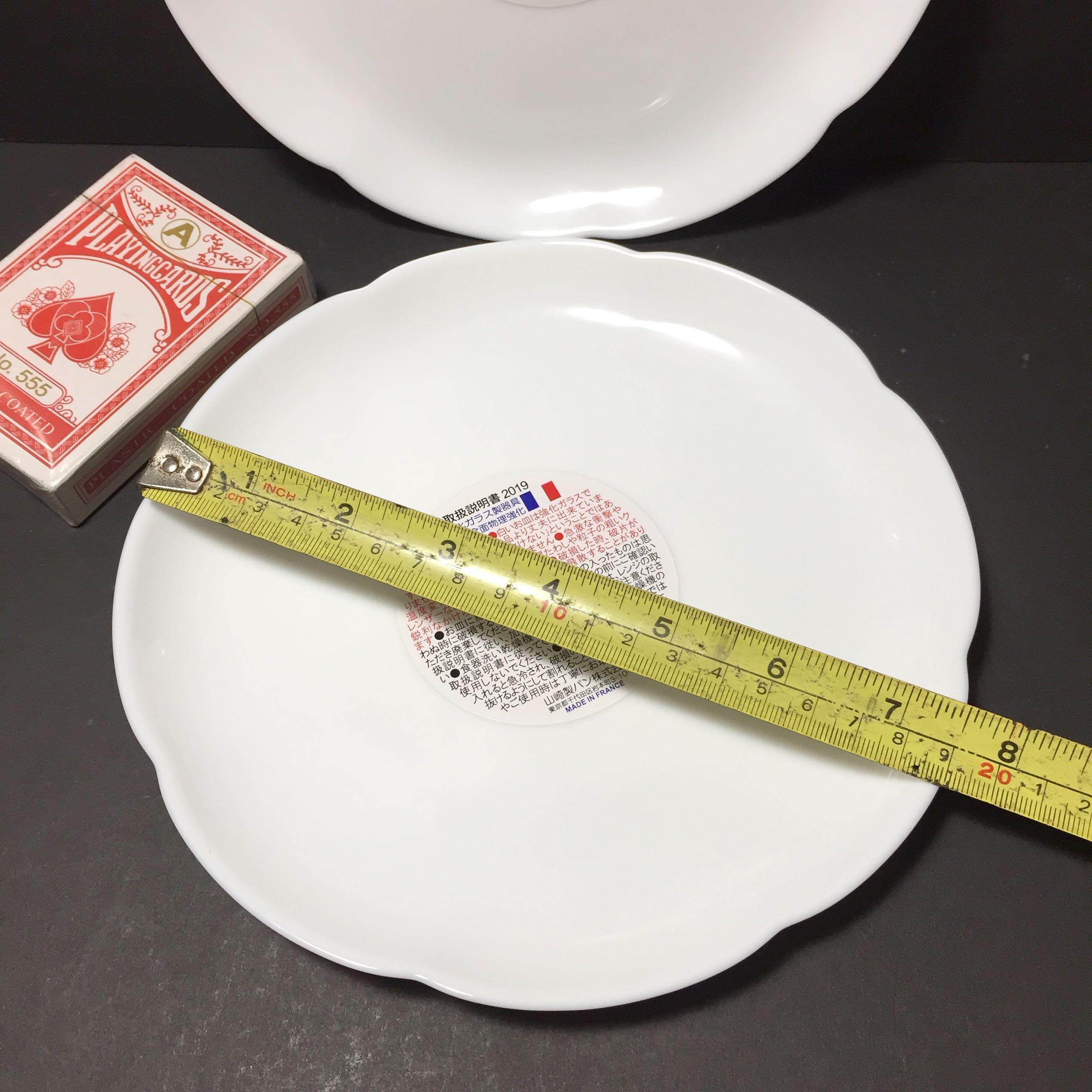 (NEW) 2pics: Made In France “Flower” Shape Plates By ARC International ...