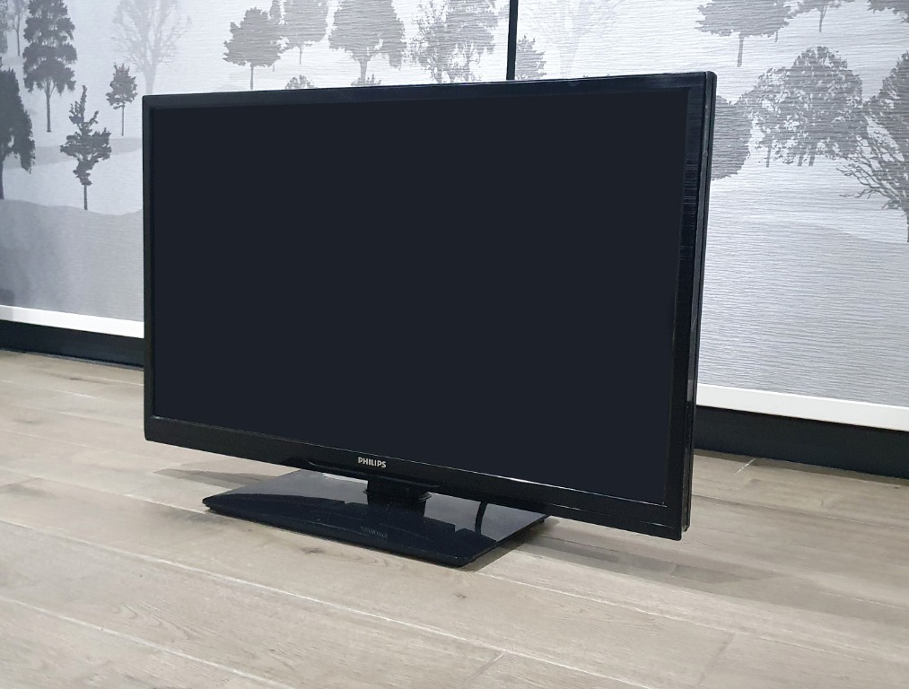 Philips LED HDTV 32" series 1335, TV & Home Appliances, TV ...