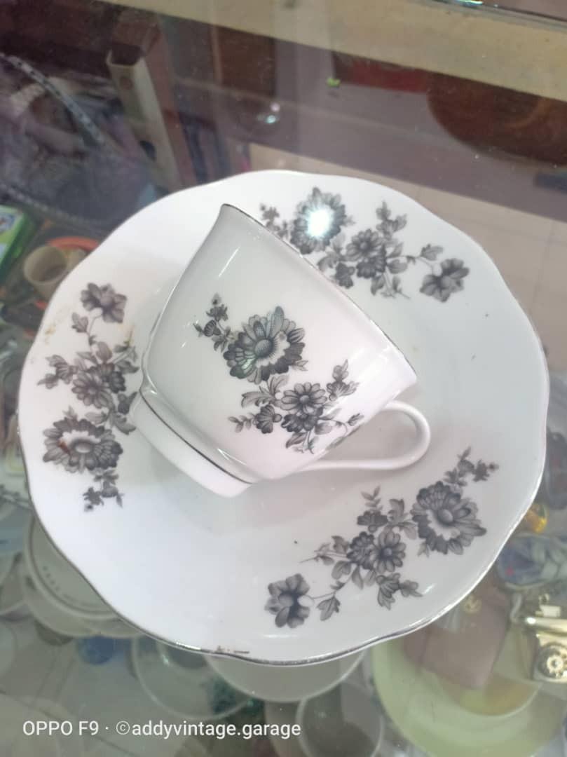 Pinggan dan cawan, Furniture & Home Living, Home Decor, Vases ...