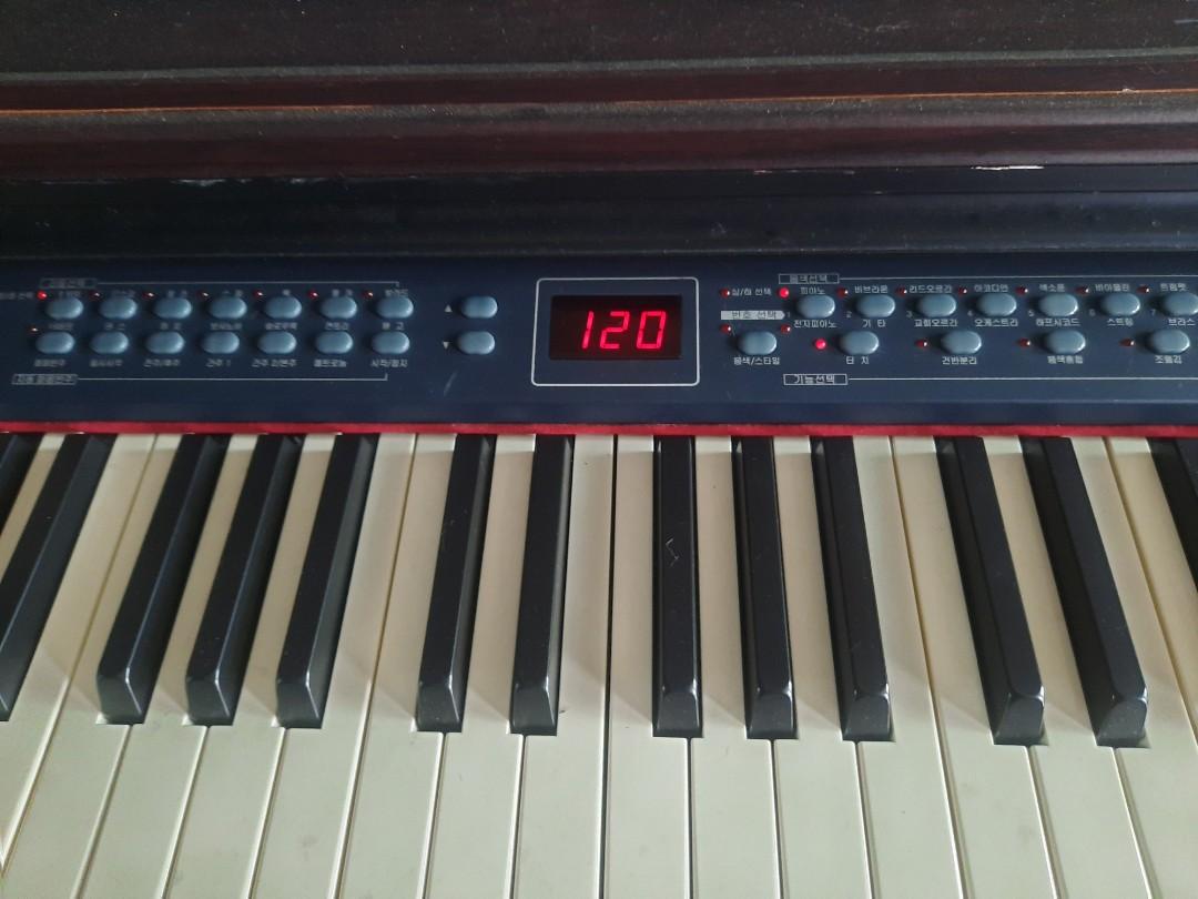 SAMICK ES-20 DIGITAL PIANO, Hobbies & Toys, Music & Media, Musical ...
