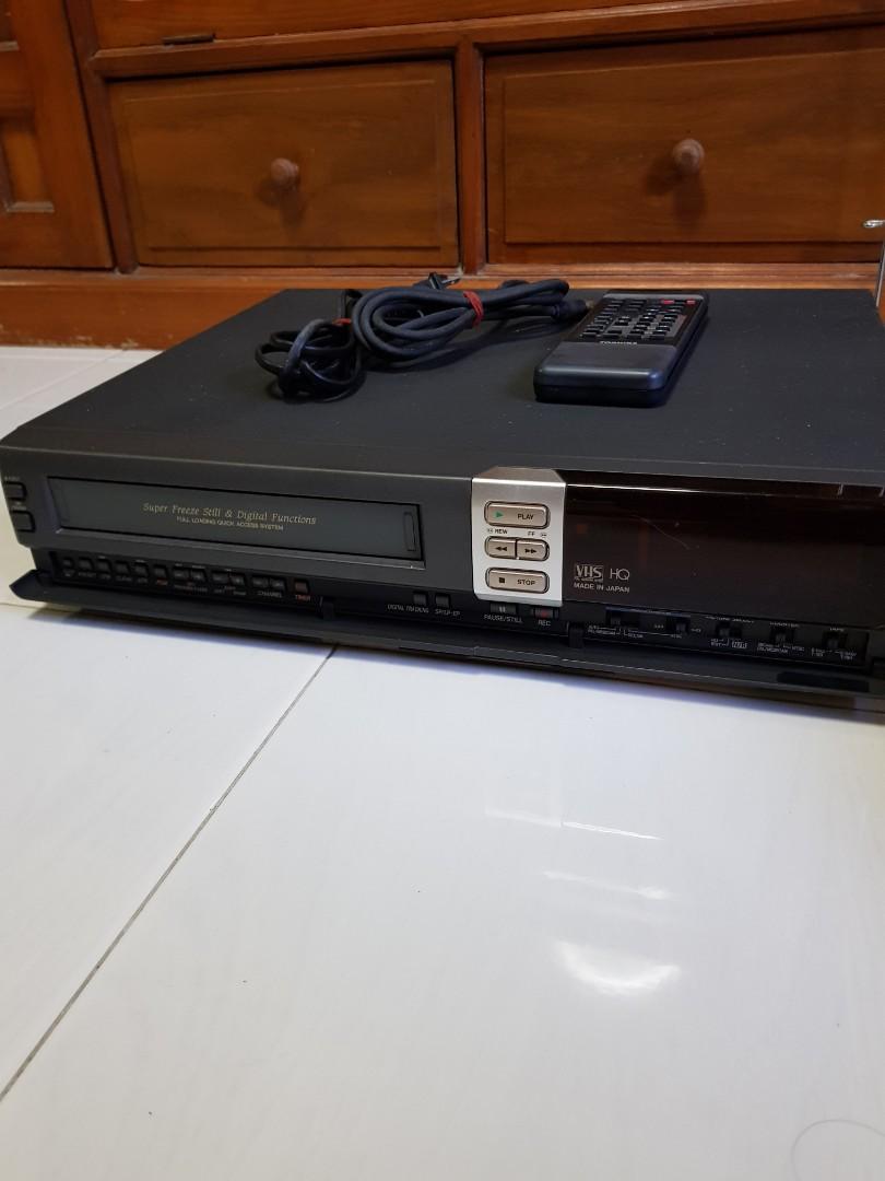 Vintage Toshiba VHS Player (Japan made), Audio, Portable Music Players ...