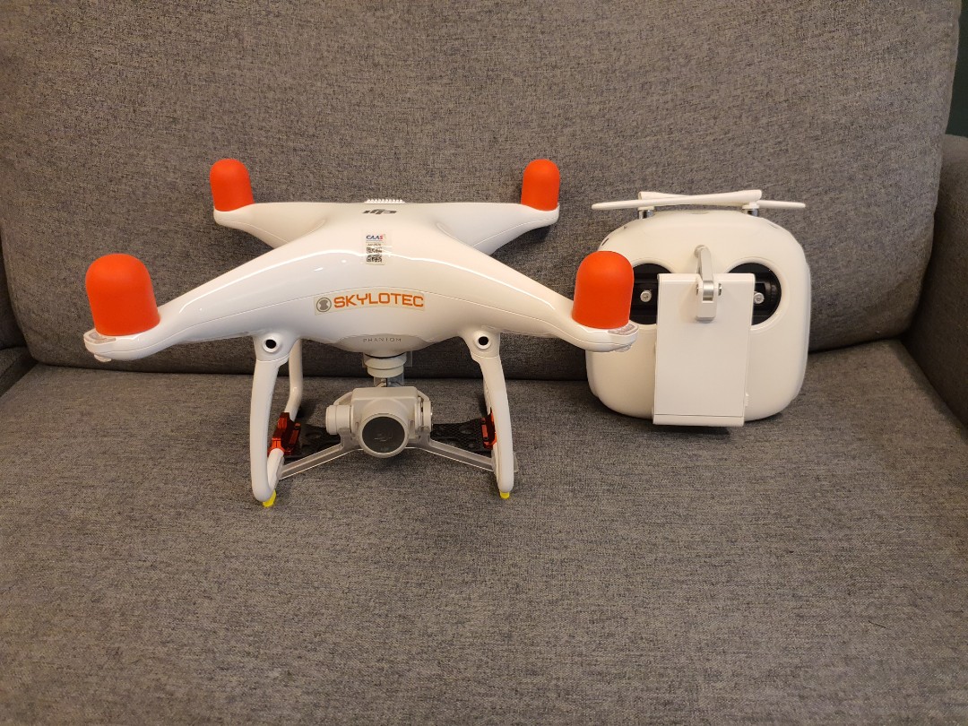 DJI Phantom 4 standard, Photography, Drones on Carousell