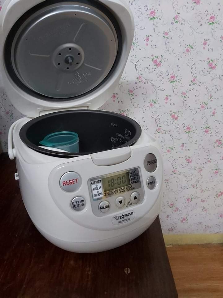 Rice Cooker Japan Brand, TV & Home Appliances, Kitchen Appliances ...