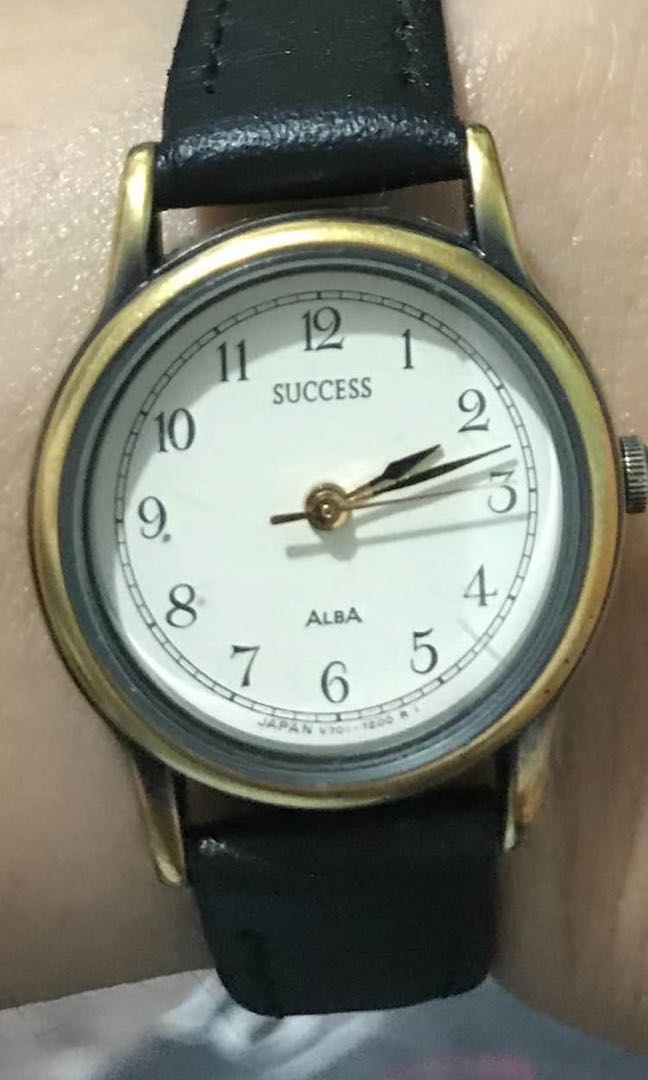 Authentic Alba Vintage Ladies Watch, Women's Fashion, Watches ...