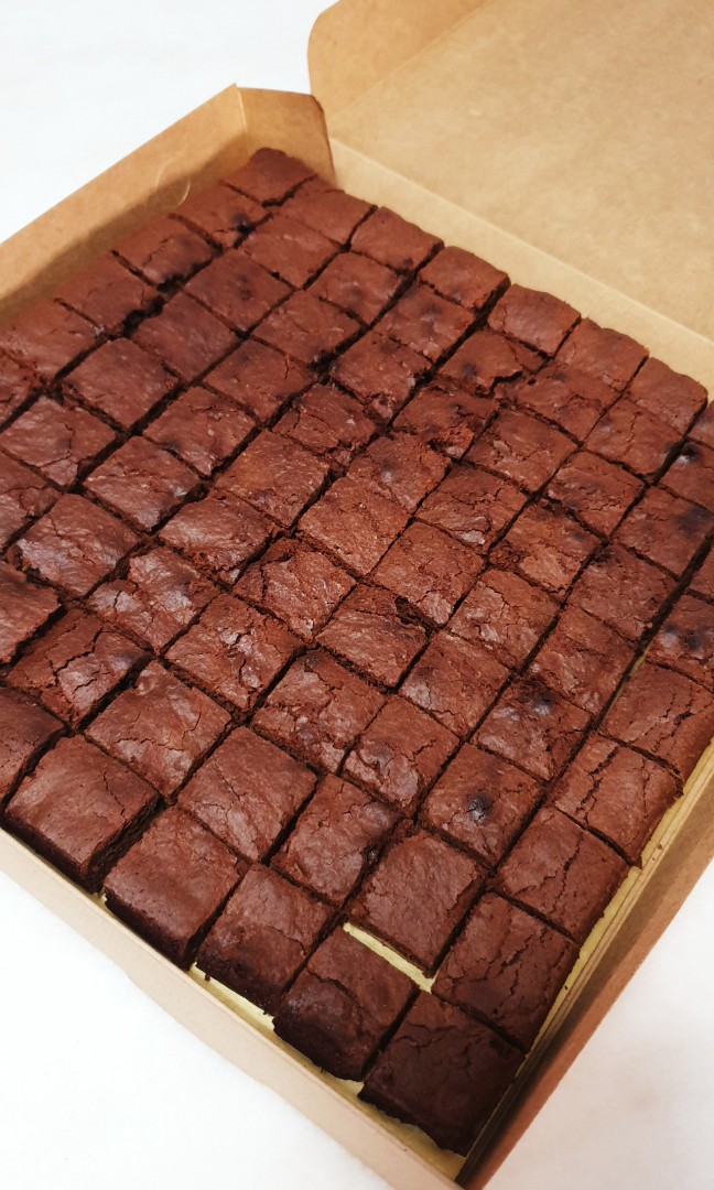Signature Fudge Brownies (HALAL), Food & Drinks, Homemade Bakes on ...