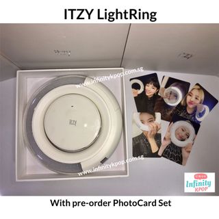 Itzy Official mini Light stick Keyring, Hobbies & Toys, Memorabilia ...