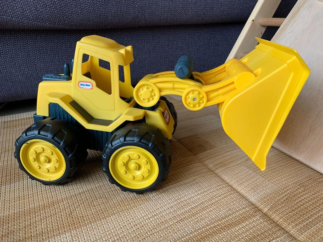 Little Tikes toy digger excavator construction vehicle truck, Hobbies ...