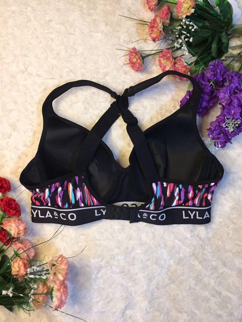 LYLA & CO. SPORTS BRA, Men's Fashion, Activewear on Carousell