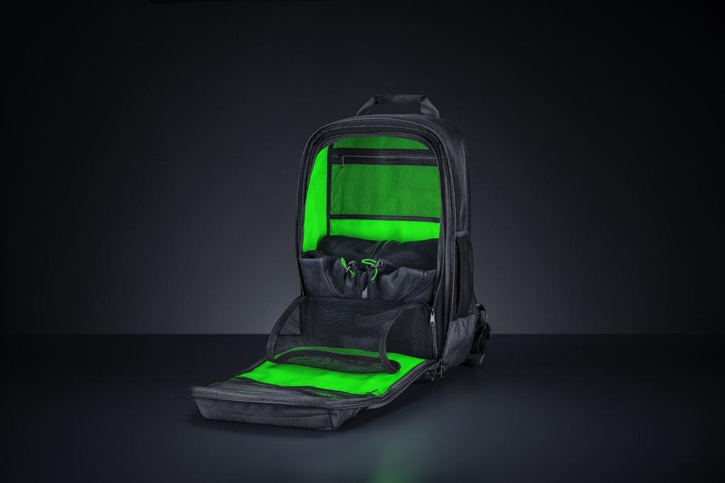 Razer Concourse Pro Backpack 17.3 inches - Gaming Backpack, Men's ...