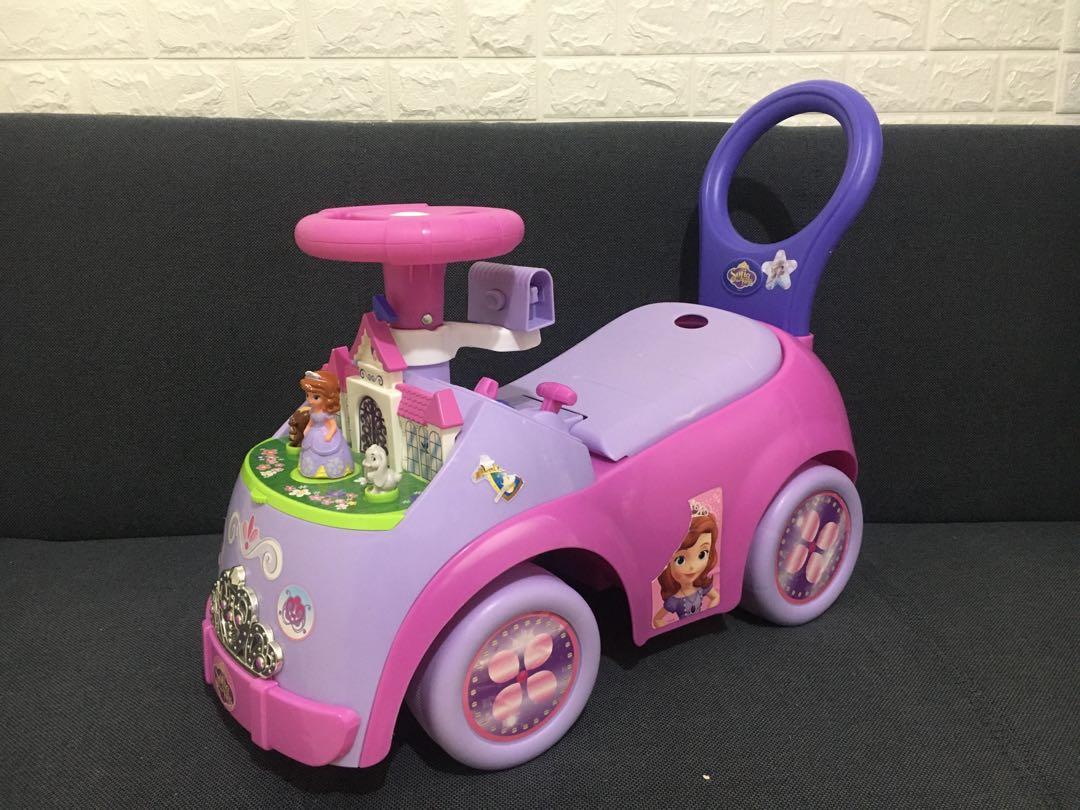 Sofia the first ride on car, Hobbies & Toys, Toys & Games on Carousell