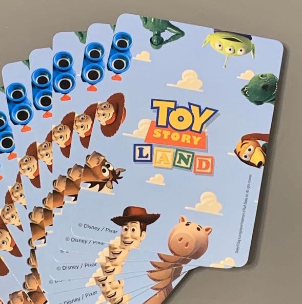 【全新】Toy Story Playing Cards, 興趣及遊戲, 玩具 & 遊戲類 - Carousell