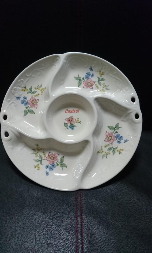 5 snacks compartment porcelain plate, Furniture & Home Living ...