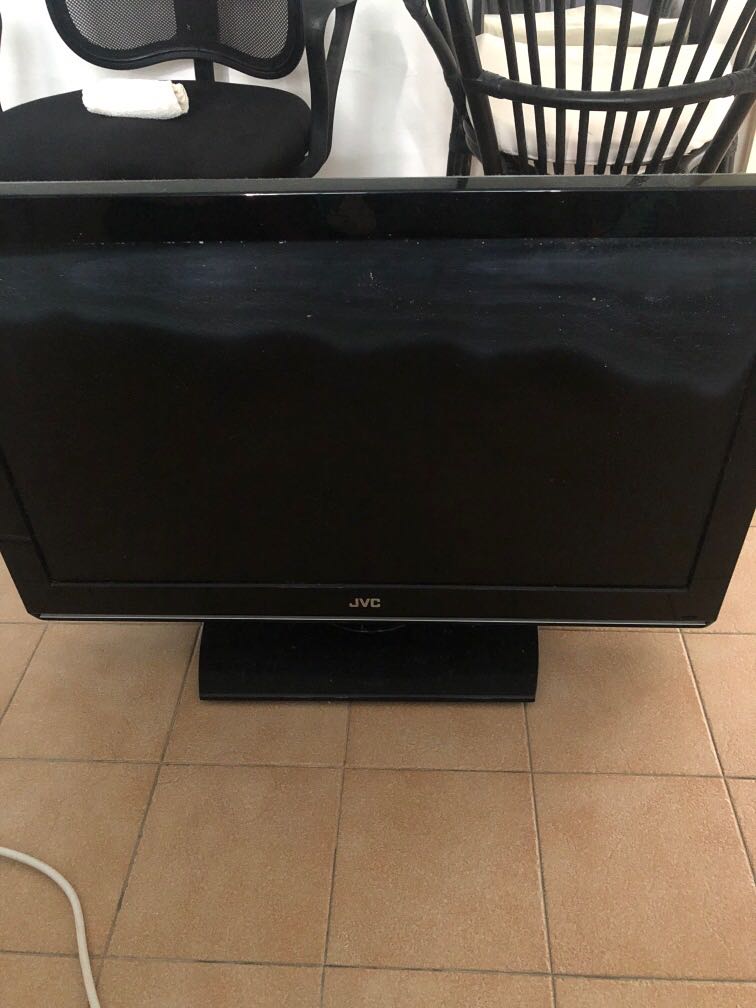 JVC 32 inch, TV & Home Appliances, TV & Entertainment, TV on Carousell
