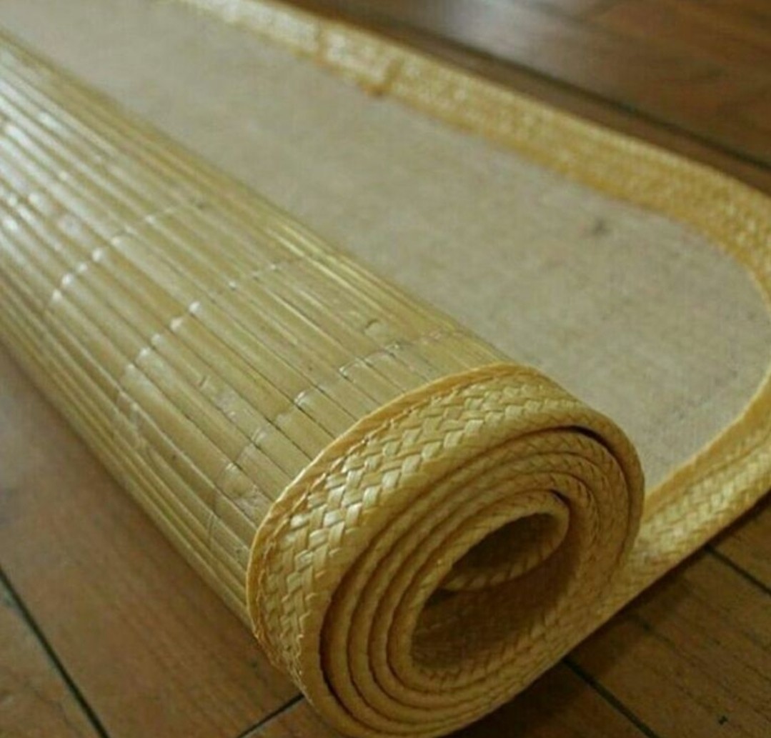 Lampit atau tikar rotan, Perabotan Rumah di Carousell