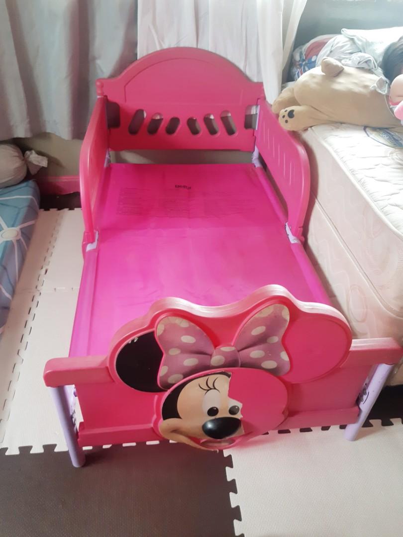 Minnie mouse Toddler Bed, Babies & Kids, Baby Nursery & Kids Furniture ...